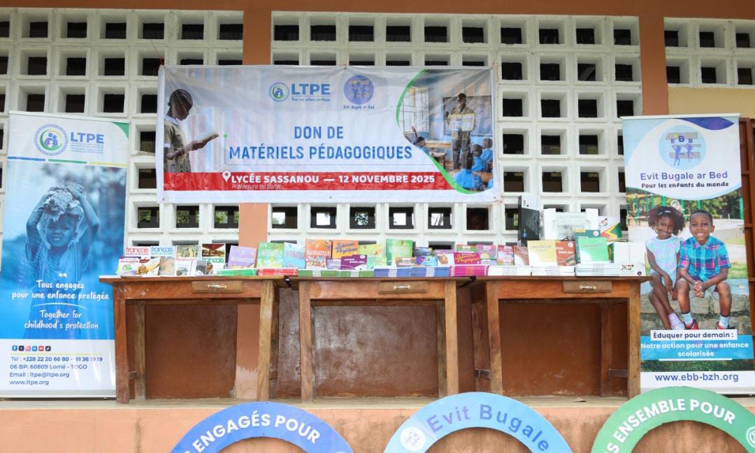 Togo/Education: La LTPE fait don de matériels pédagogiques dans la ...